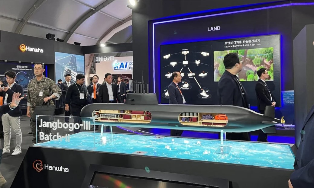 Hanwha Ocean Secures $845 Million Contract for Cutting-Edge Submarine ...